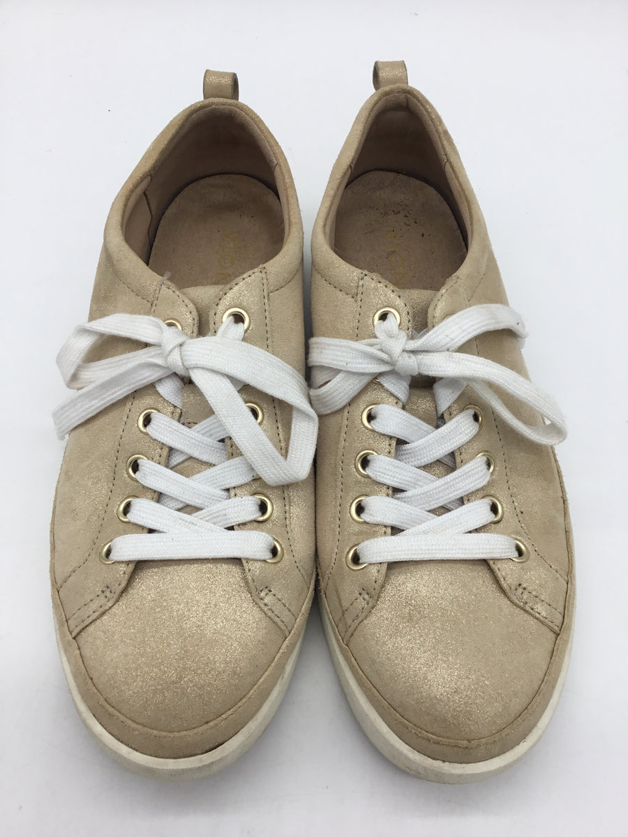 vionic Size 7.5 Gold Shoes – Worth The Wait